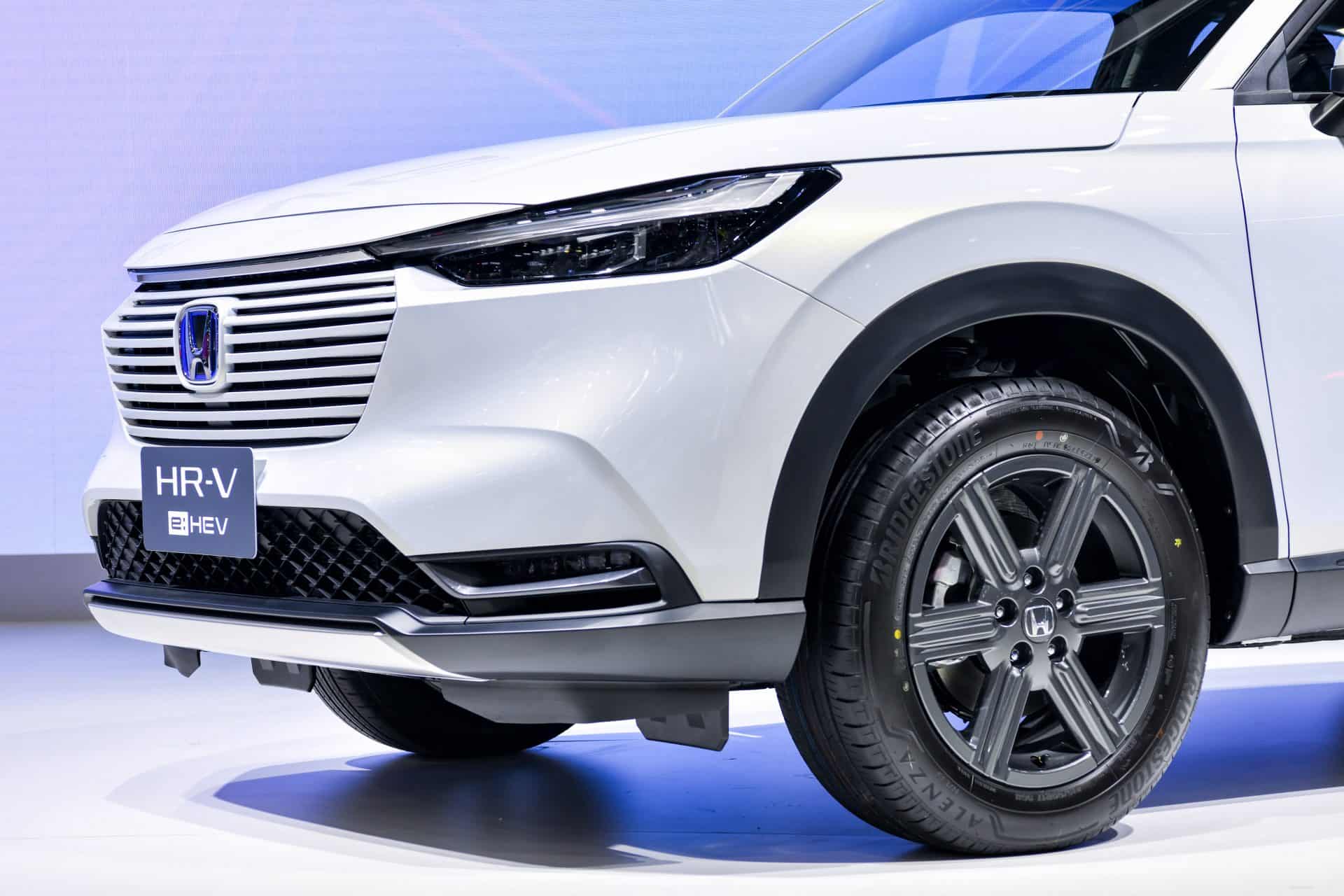 “Bridgestone Alenza H/L 33” ยาง Honda HR-V e:HEV - Autolifethailand.tv