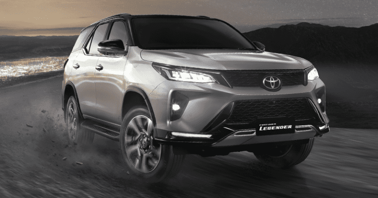 ราคาอย่างเป็นทางการ Toyota Fortuner LEGENDER (2024) : 1,643,000 ...