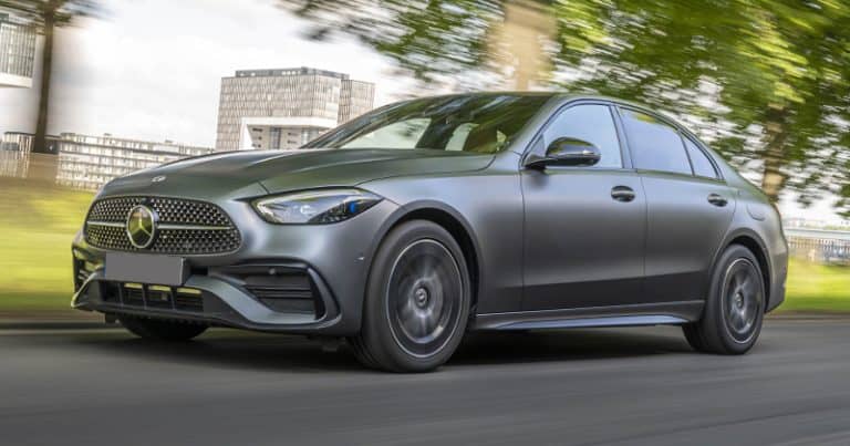 ราคาอย่างเป็นทางการ Mercedes-Benz C 350 e Plug-in Hybrid : 3,350,000 ...