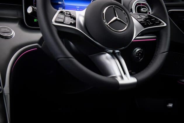 ราคาอย่างเป็นทางการ Mercedes-Benz C 220 d Avantgarde (MY2023 ...