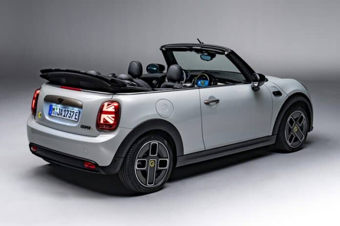MINI Cooper SE Convertible รถไฟฟ้า100% หลังคาเปิดประทุน ขับเล่นรับลม ...