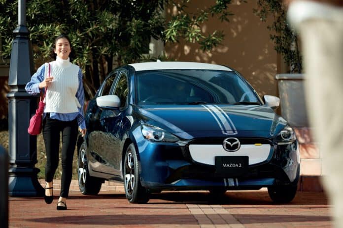 ราคาอย่างเป็นทางการ Mazda 2 Clap Pop / Rookie Drive : 647,000 - 662,000 ...