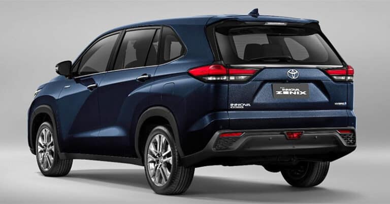 ราคาอย่างเป็นทางการ All NEW Toyota Innova ZENIX Hybrid : 1,379,000 ...