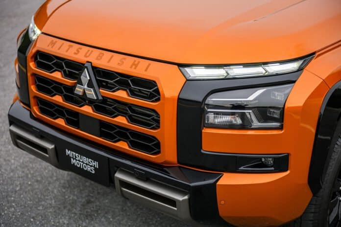 ราคาอย่างเป็นทางการ Mitsubishi TRITON Athlete 2.4 Bi-TURBO : 1,125,000 ...