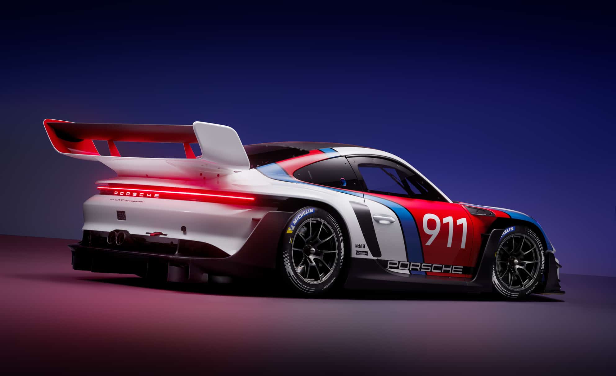 Porsche Motorsport เปิดตัว Limited Collector's Edition รถในสนามแข่ง ...