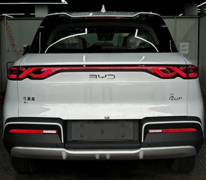 BYD Yuan UP รถไฟฟ้า100% B-SUV Entry ขนาดเล็กกว่า Atto 3 พิกัด Yaris ...