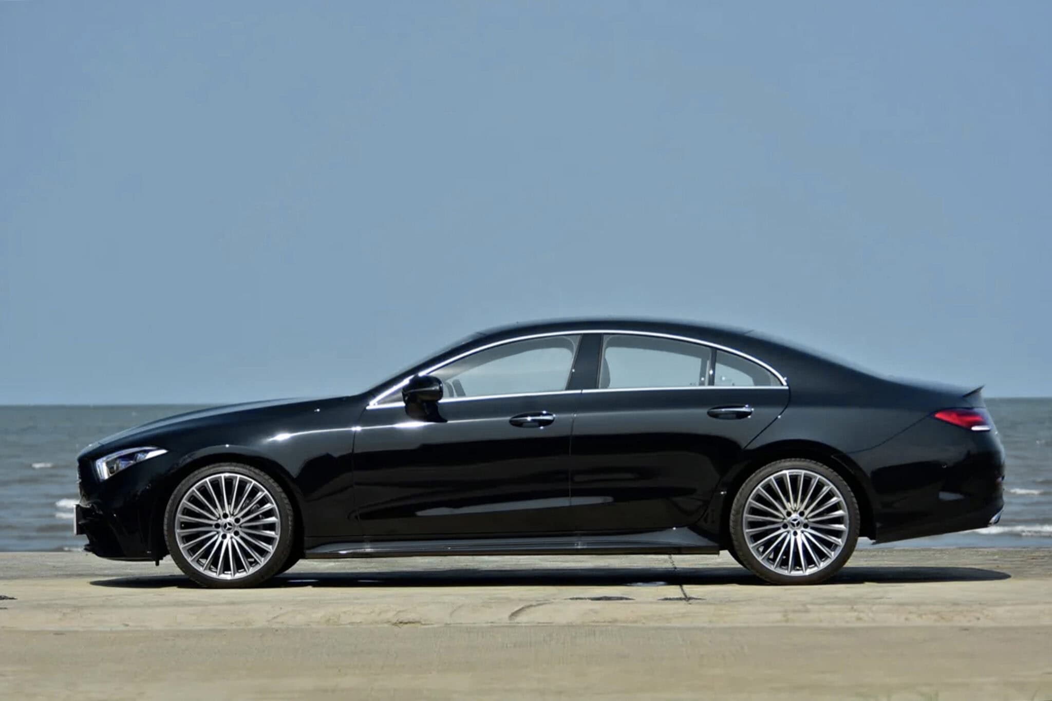 ส่วนลด 1,450,000 ! ราคาพิเศษ Mercedes-Benz CLS 220 d AMG Premium ...