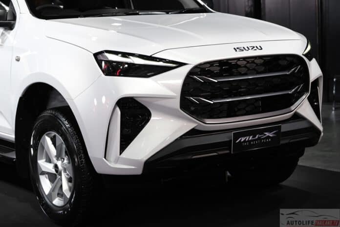 ภาพรถคันจริง Isuzu MU-X Minorchange (2024) ดีเซล 1.9 ACTIVE 2WD ...