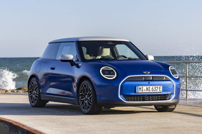 all-electric MINI Cooper SE รถไฟฟ้า100% (J01/F66) 218 แรงม้า แบต 54.2 ...