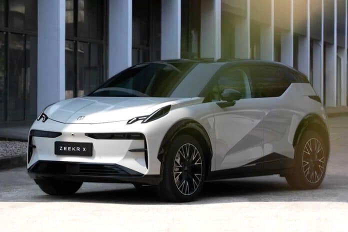 ราคาอย่างเป็นทางการ ZEEKR X รถไฟฟ้า100% : 1,199,000 - 1,349,000 บาท | มอเตอร์คู่ 428 แรงม้า แบต ...