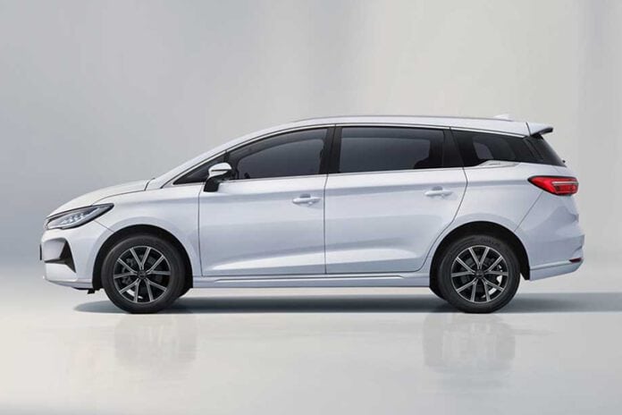 BYD M6 รถไฟฟ้า100% MPV 6 - 7 ที่นั่ง เปิดตัวในไทย 9 กันยายน นี้ ! แบต 71.8 kWh วิ่งไกล 530 km ...