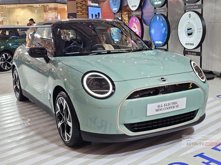 ภาพรถคันจริง MINI Cooper SE (J01/F66) รถไฟฟ้า100% : 1,699,000 บาท ...