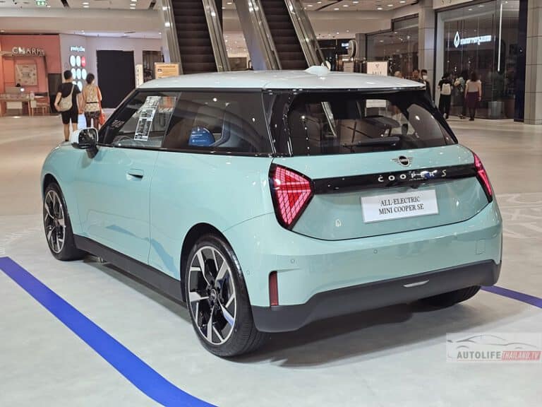 ภาพรถคันจริง MINI Cooper SE (J01/F66) รถไฟฟ้า100% : 1,699,000 บาท ...