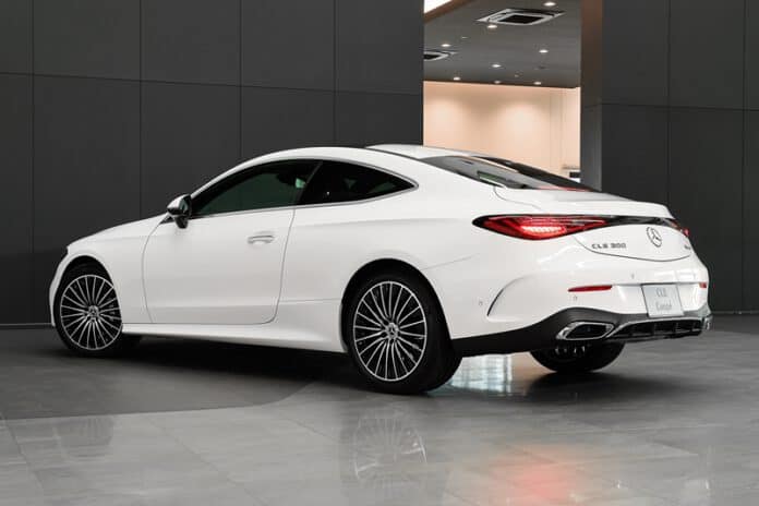 ราคาอย่างเป็นทางการ Mercedes-Benz CLE 300 4MATIC Coupe' : 3,950,000 บาท ...