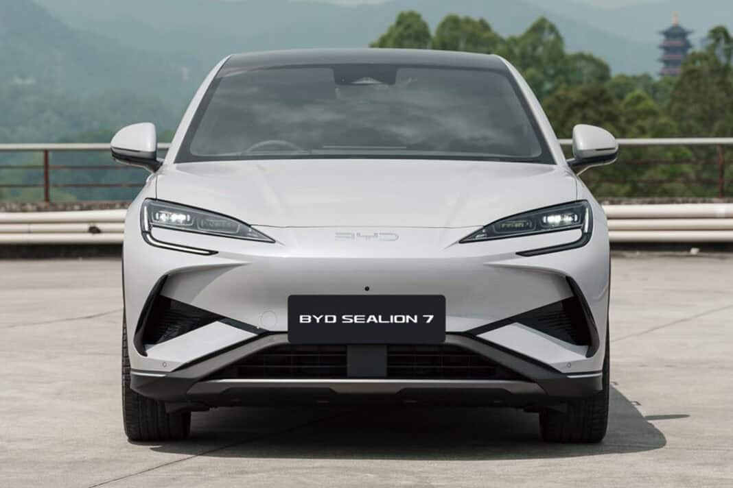 BYD Sealion 7 รถไฟฟ้า100% เตรียมเปิดตัวในไทย พฤศจิกายน นี้ ! C-SUV รอ ...