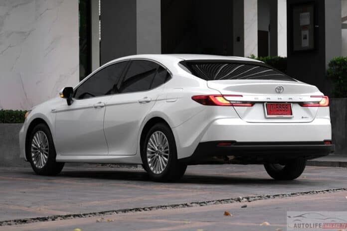 พาไปชมภาพรถคันจริง All NEW Toyota Camry HEV Smart : 1,455,000 บาท | 2.5 ...
