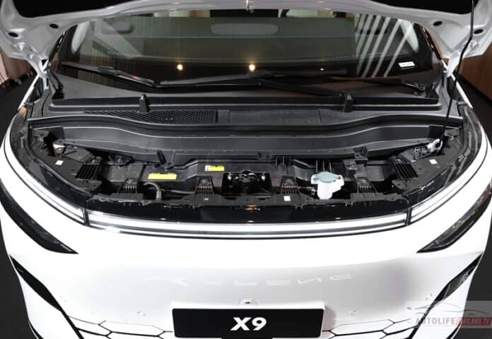 XPENG X9 รถไฟฟ้า100% ราคาอย่างเป็นทางการ : 2,499,000 - 2,789,000 บาท ...
