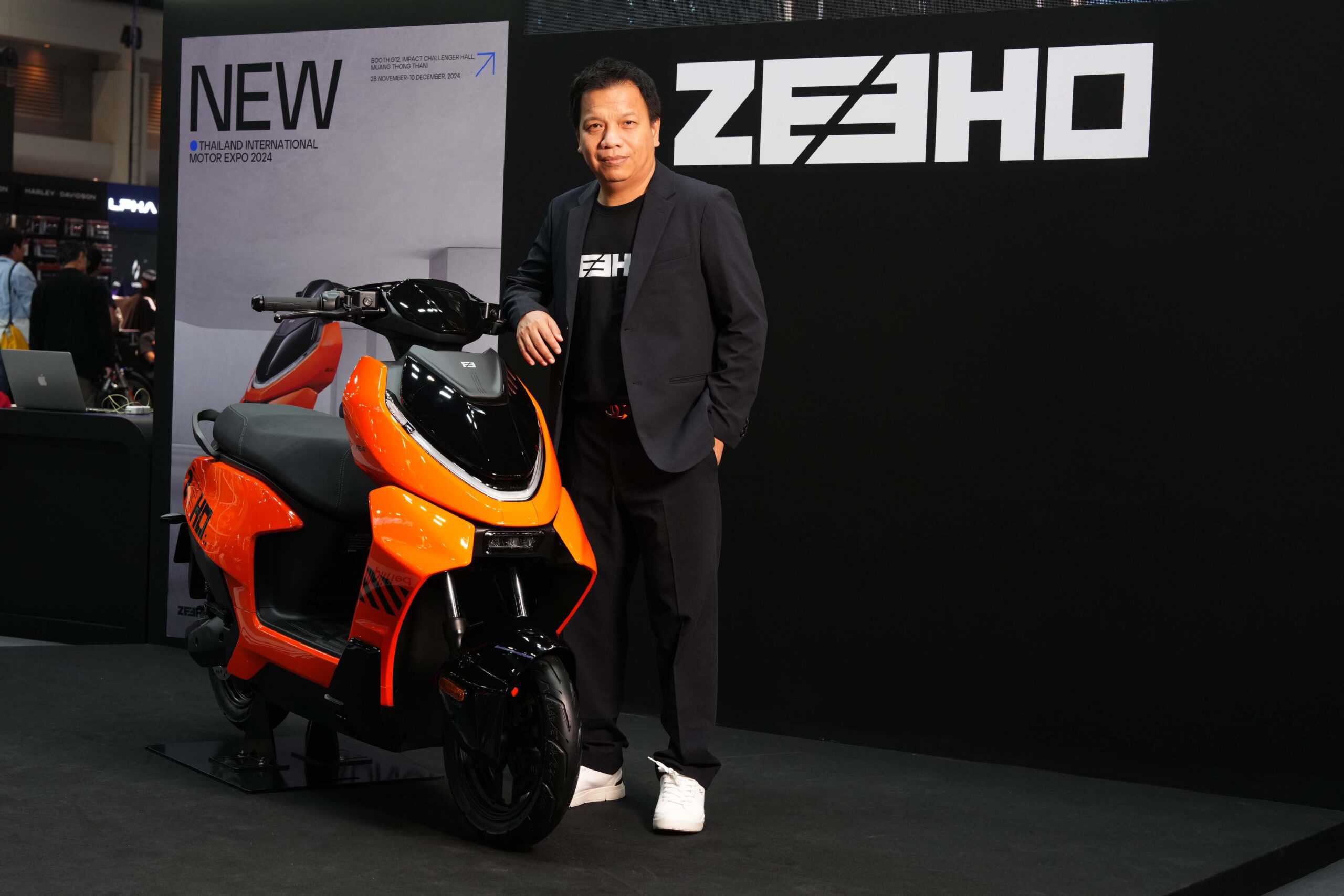 ครั้งแรกในไทย! เปิดตัว ZEEHO AE4 ราคาแนะนำ 6.45 หมื่นบาท ...