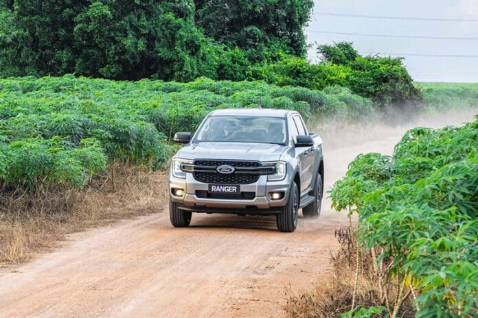 ส่วนลด 120,000 ! ราคาพิเศษ Ford RANGER Double Cab XLS : 799,000 บาท ...