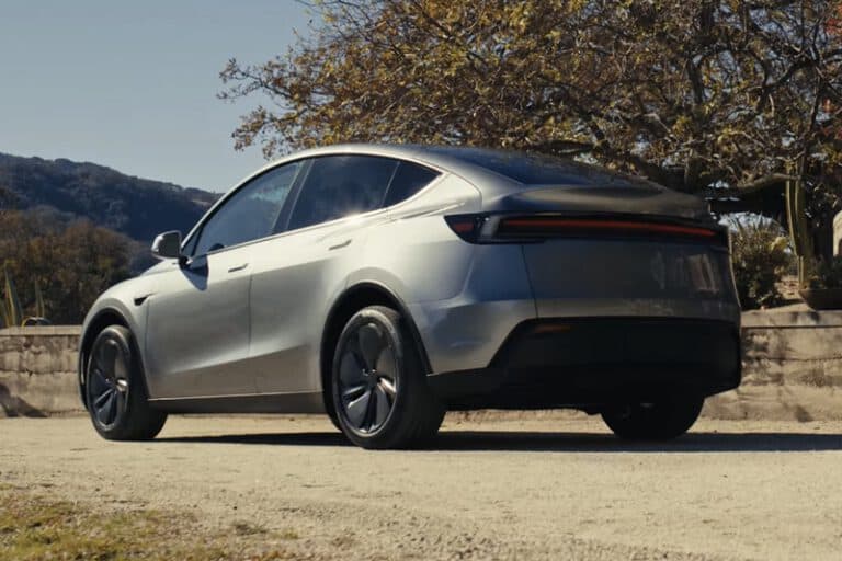TESLA Model Y Refresh (Juniper) ราคาอย่างเป็นทางการ : 1,719,000 ...