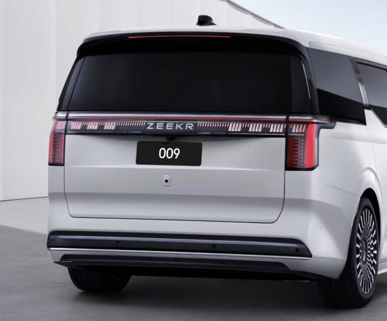 ราคาอย่างเป็นทางการ ZEEKR 009 รถไฟฟ้า100% Luxury MPV : 3,099,000 ...