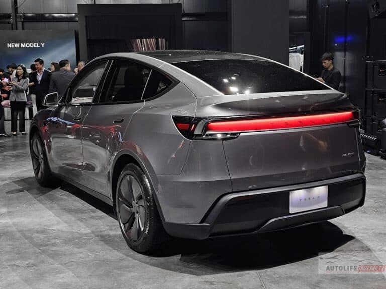 ภาพรถคันจริง TESLA Model Y Refresh (Juniper) : 1,769,000 - 2,069,000 ...