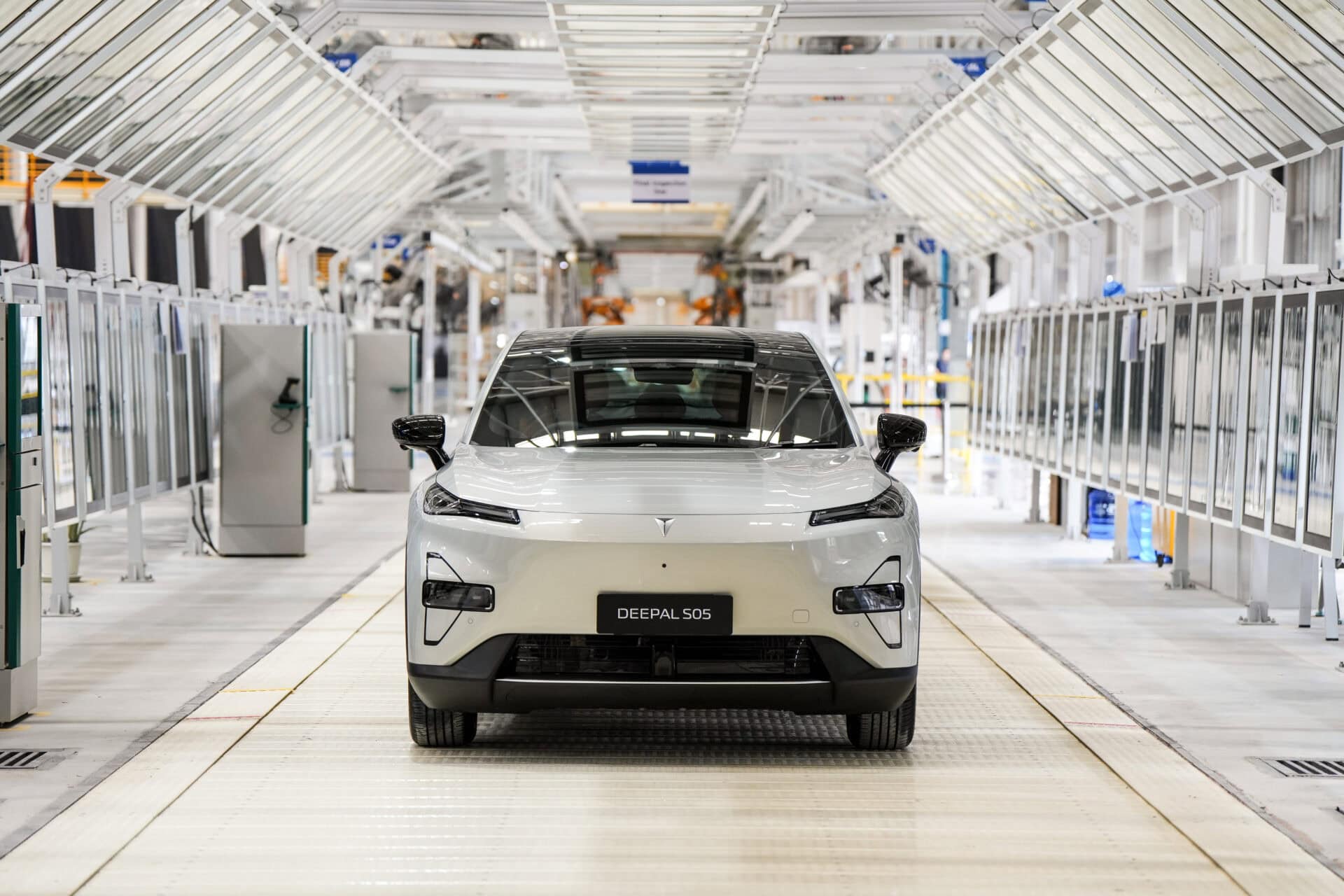 พาชมโรงงาน CHANGAN แห่งแรกนอกจีนในไทย ตรวจสอบคุณภาพด้วยระบบอัตโนมัติ 90 ...