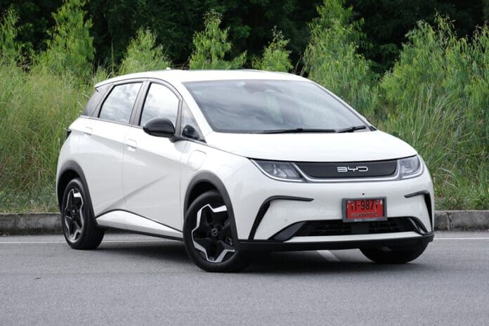 ปรับเพิ่ม 150,000 ! ราคาอย่างเป็นทางการ BYD Dolphin รถไฟฟ้า100% ...