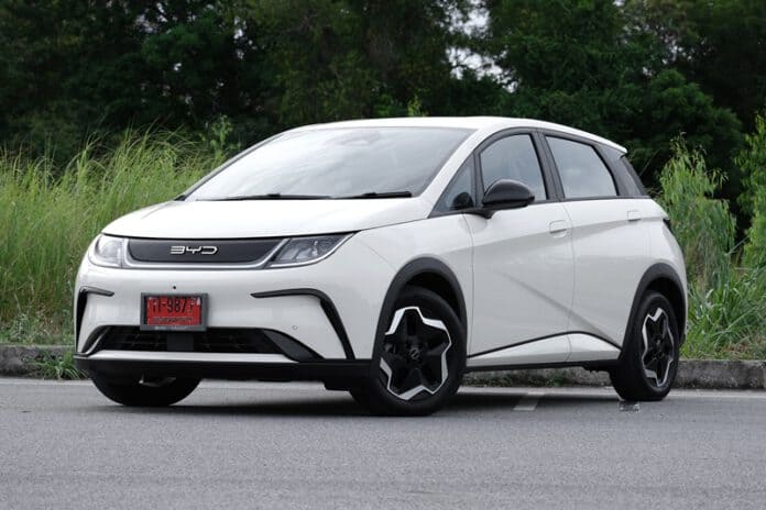ส่วนลด 80,000 ! ราคาอย่างเป็นทางการ BYD Dolphin รถไฟฟ้า100% : 549,900 ...