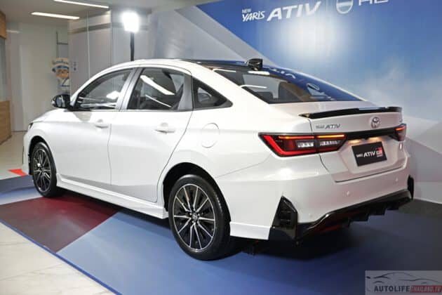 Toyota Yaris ATIV HEV ราคาอย่างเป็นทางการ : 729,000 - 779,000 บาท ...