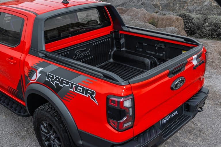 Ford Ranger RAPTOR Extra Pack ราคาอย่างเป็นทางการ : 1,984,000 บาท ...