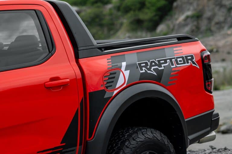Ford Ranger RAPTOR Extra Pack ราคาอย่างเป็นทางการ : 1,984,000 บาท ...