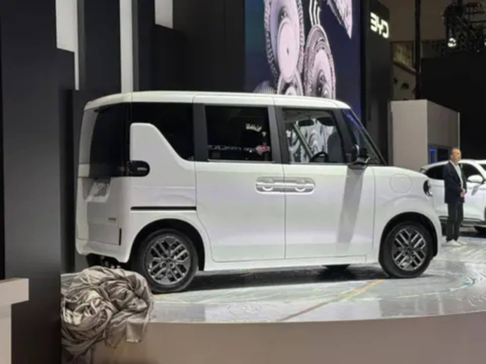 BYD RACCO K-CAR EV รถไฟฟ้า100% ประตูสไลด์ เตรียมเจาะตลาดญี่ปุ่น ที่งาน ...