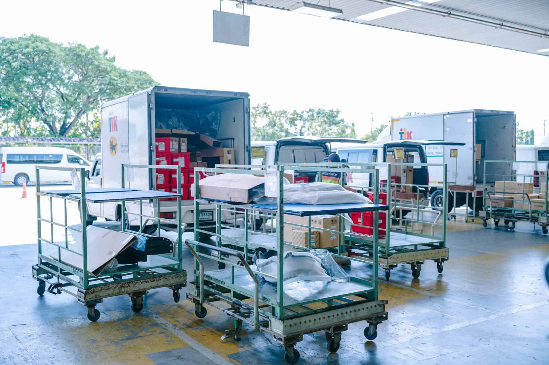 เปิดให้ชมครั้งแรก! คลังอะไหล่ล้านชิ้น Toyota Parts Center Asia Pacific ...