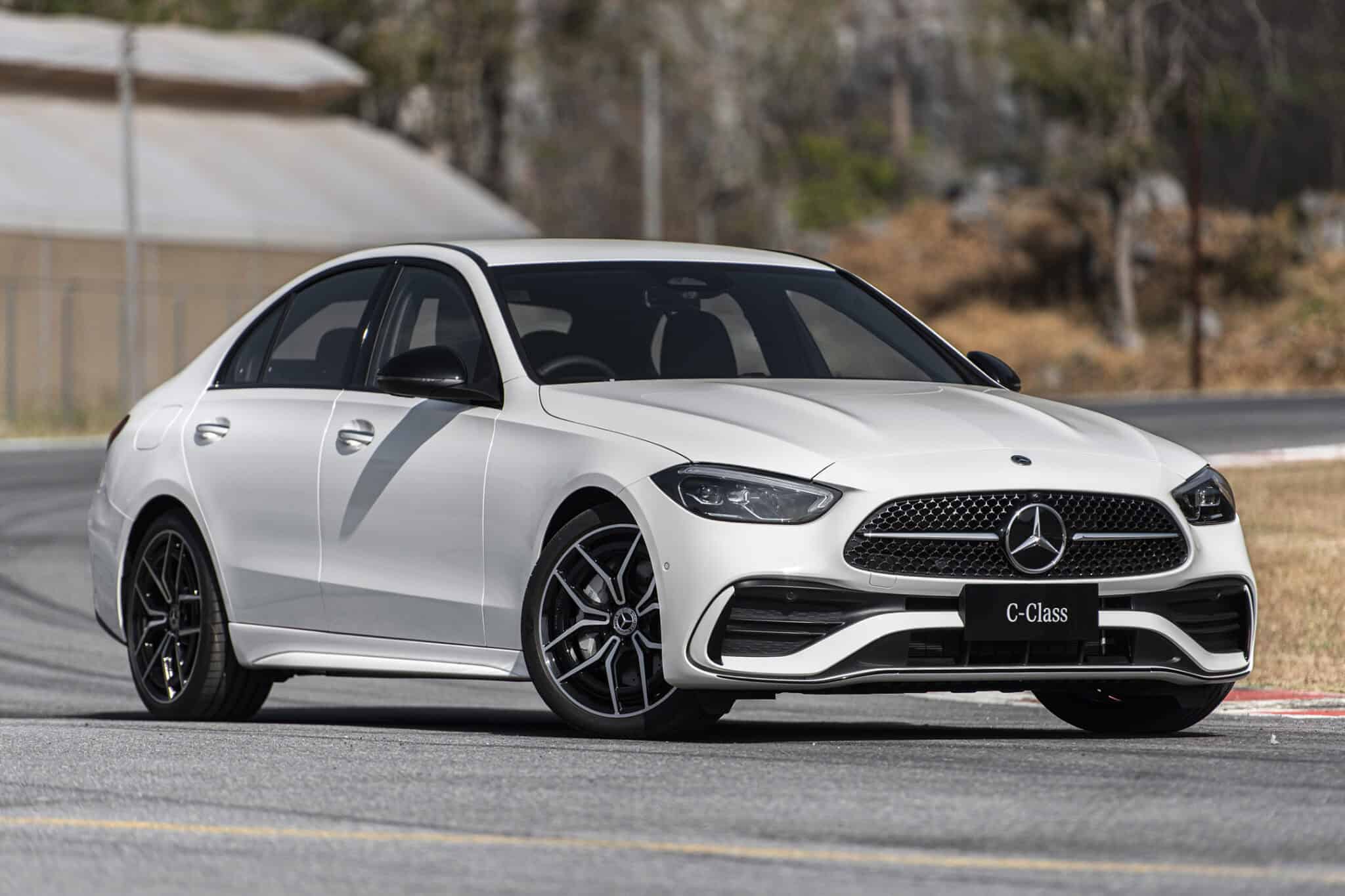 Mercedes-Benz C 220 d AMG Line Night Edition ราคาอย่างเป็นทางการ ...